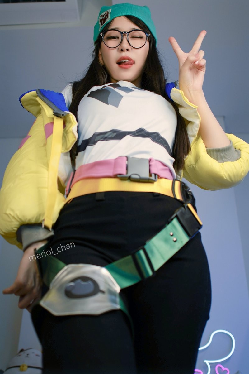 Meriol Chan: Nữ Cosplayer đang làm điên đảo biết bao con tim là ai?